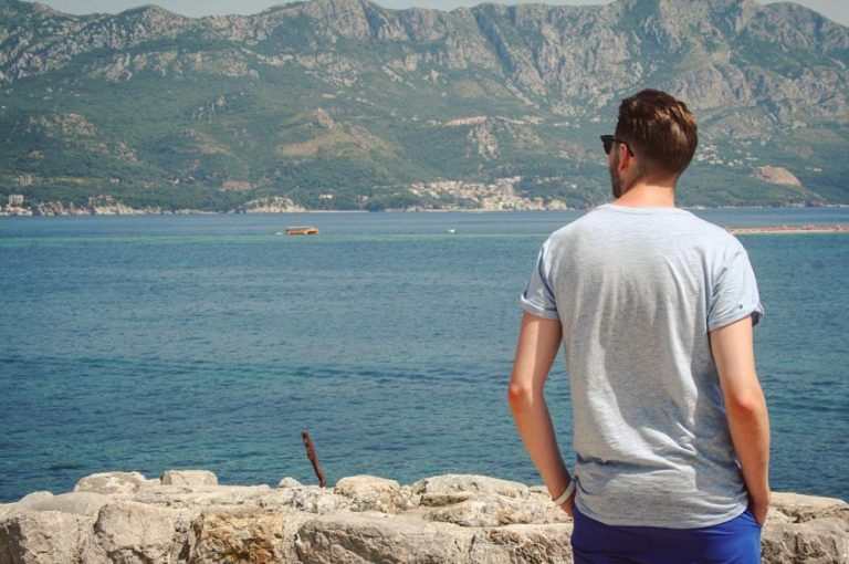 9 Male Bloggers you need to follow - The Fuss